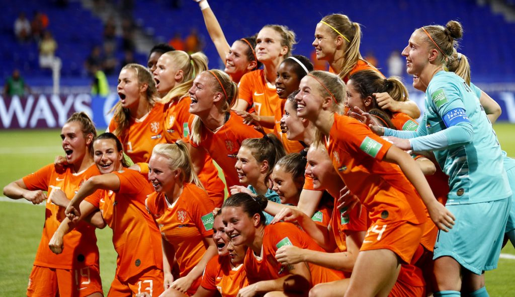 Nog nooit stonden de OranjeLeeuwinnen zó hoog op de wereldranglijst ...