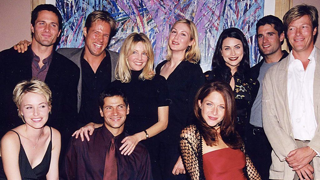 'Melrose Place' cast herenigd in New York en ze lijken geen spat ouder ...