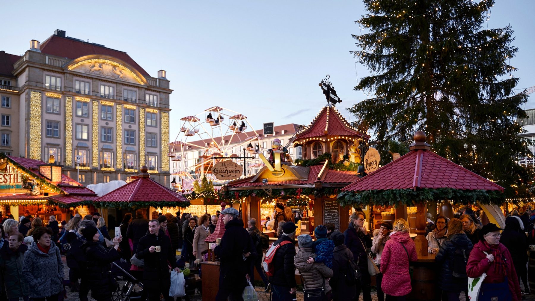 In deze stad bezoek je de mooiste kerstmarkt van Europa | LINDA.nl ...