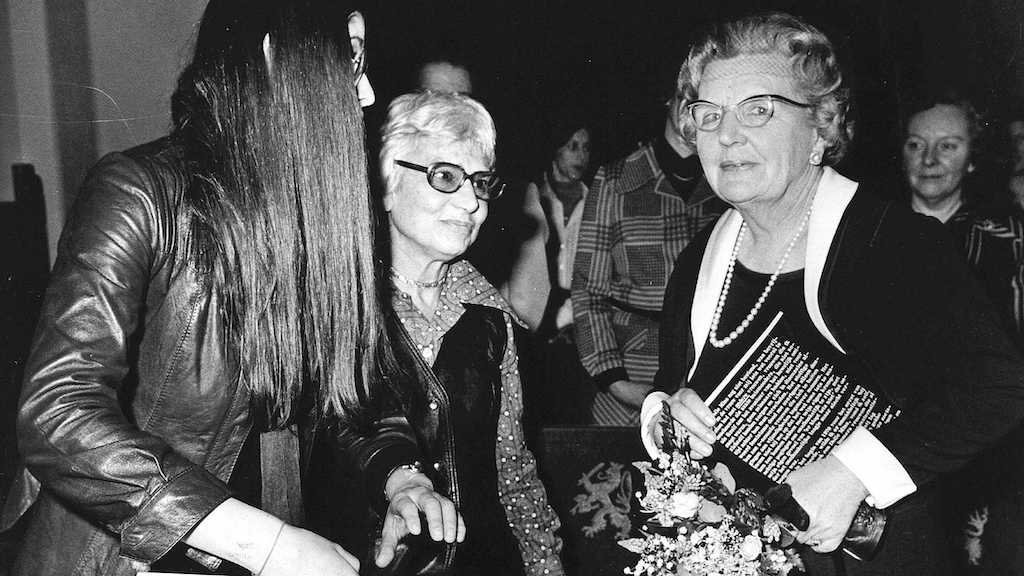 Vijftig jaar geleden: 5 x ludieke acties van de Dolle Mina's - LINDA.nl