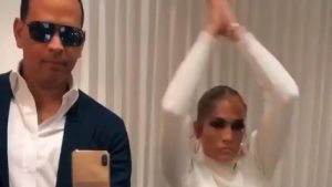 'Flip the Switch'-challenge op TikTok: wat is het? Alles over 'Flip the ...