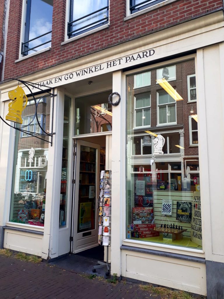 Marieke Diederen, eigenaar spelletjeswinkel, over bizar druk jaar ...