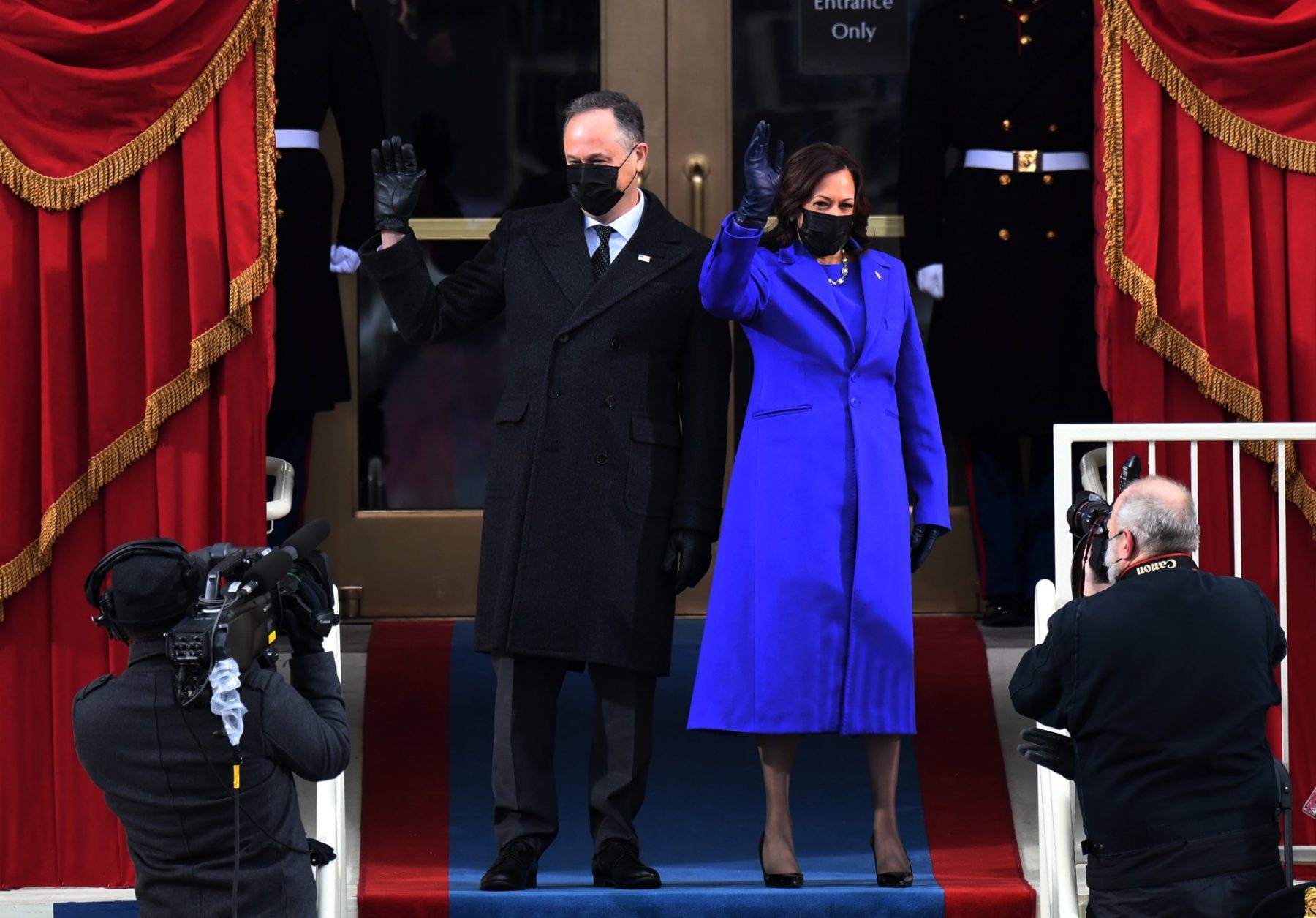 Kamala Harris draagt design zwarte ontwerpers tijdens inauguratie ...