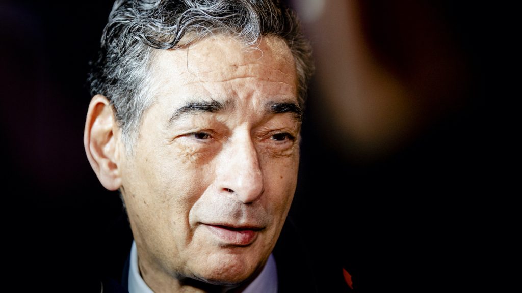 Hiep hiep: strafadvocaat Gerard Spong is 75 jaar geworden - LINDA.nl