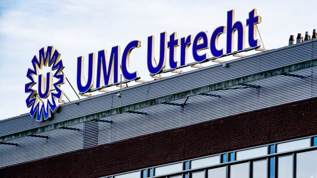 Artsen van UMC Utrecht implanteren eerste kunsthart in Nederland - LINDA.nl