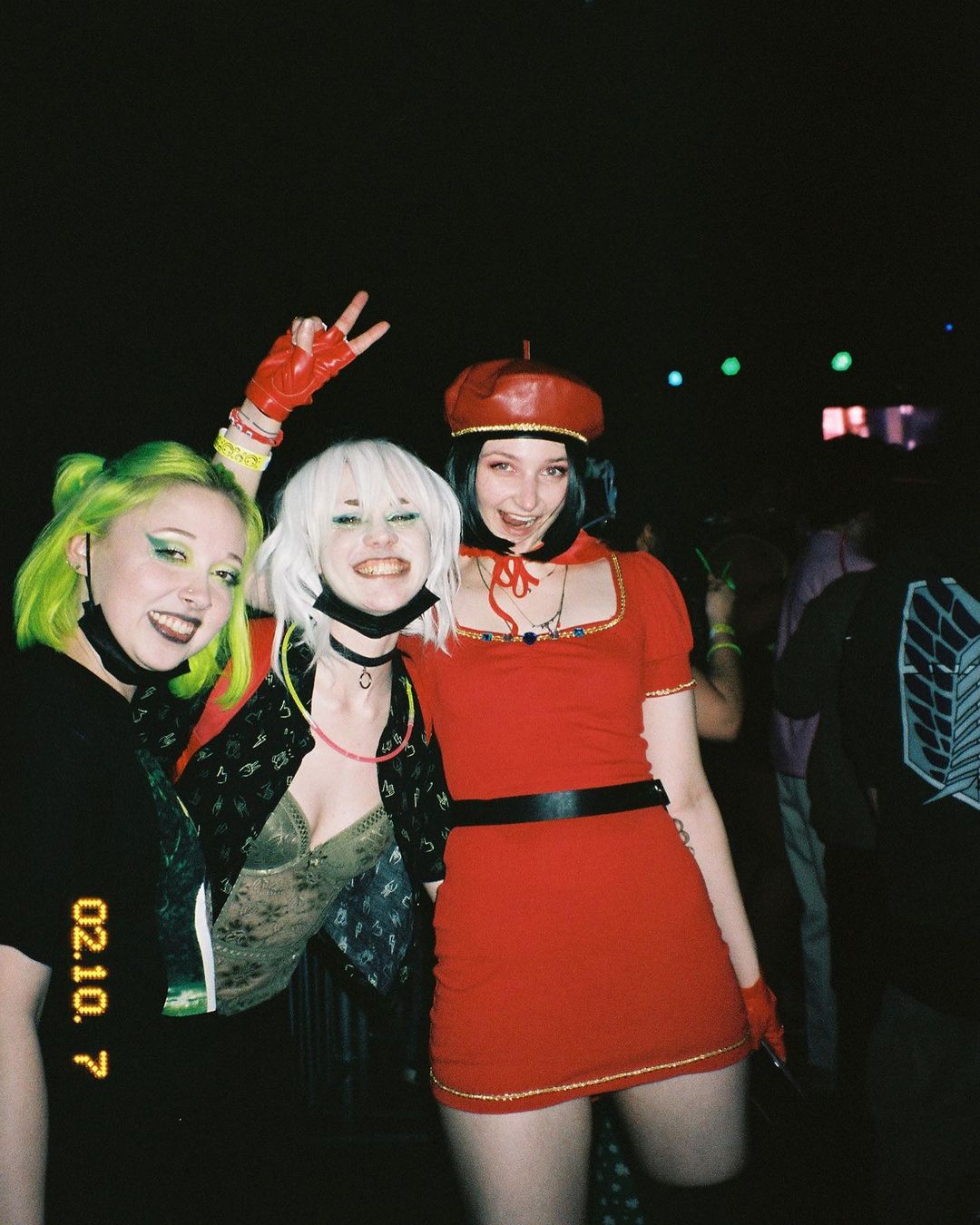 De 'Shrekste' outfits: Shrek Rave zamelt geld in en maakt er een feest ...