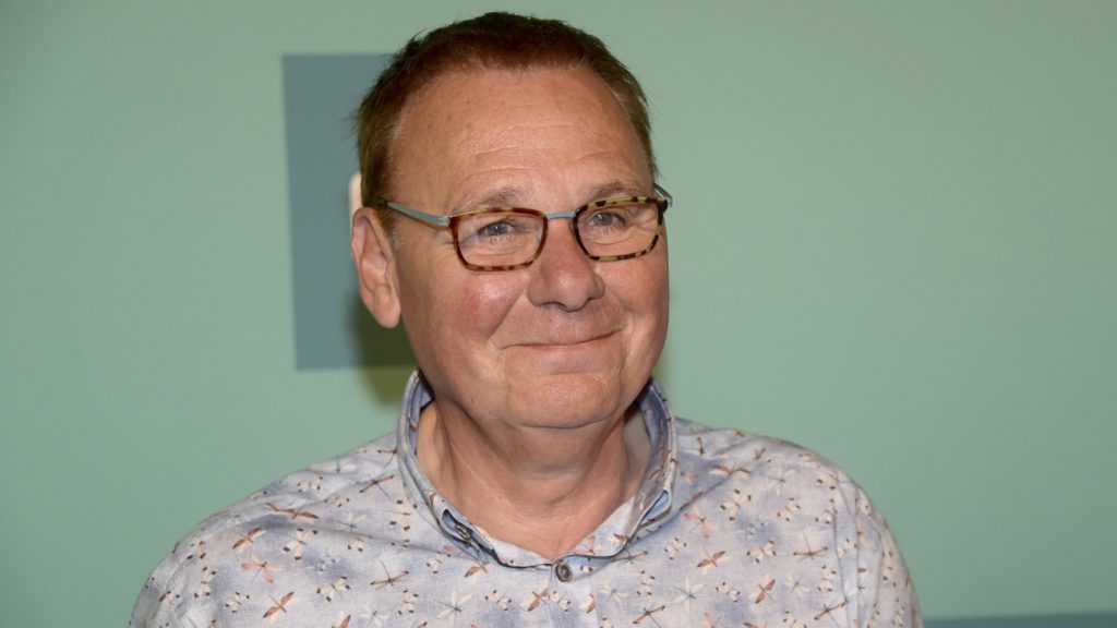 Laatste mok van Jan de Hoop gaat naar Beeld & Geluid - LINDA.nl