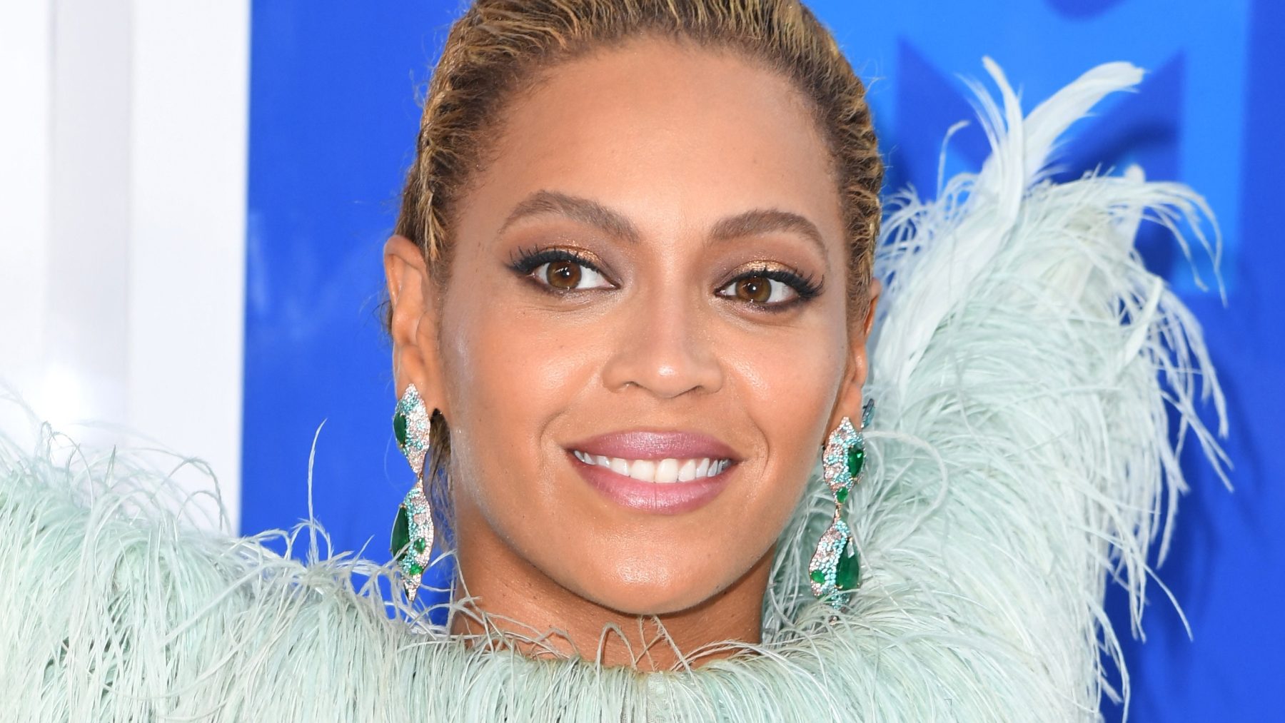 Countdown Op Deze Datum Verschijnt Het Nieuwe Album Van Beyoncé Linda Nl