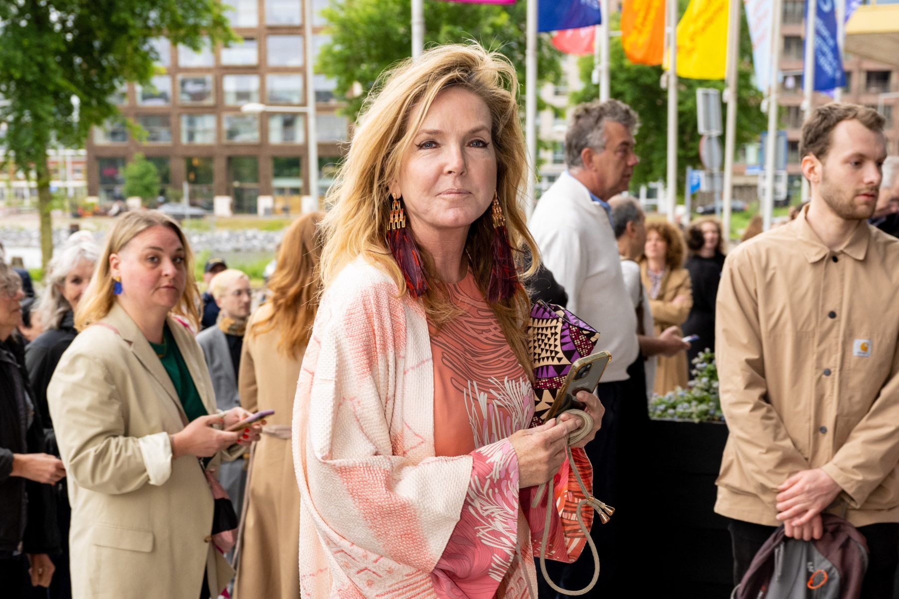 Van Argentijnse 'zussen' tot celebs: dit zijn Máxima's vriendinnen ...