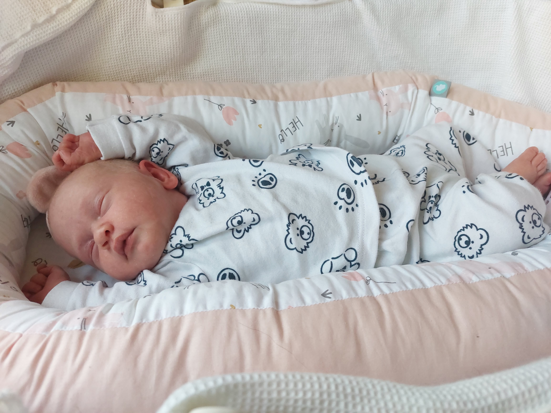 Kelly's baby girl was born asleep while under anesthesia