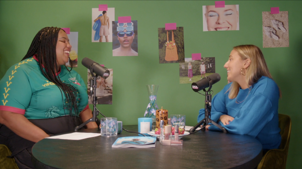 Isabelle Kafando in 'Hey Meiden' de podcast: 'Delen we écht alles ...