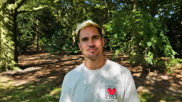 Beau uit ‘De Bondgenoten’ wil toekomst met Melanie uitzoeken - LINDA.nl