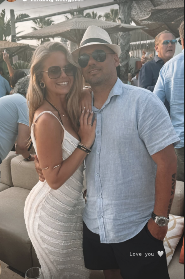 It's official: Wesley Sneijder en Romy Lukassen zijn verliefd - LINDA.nl