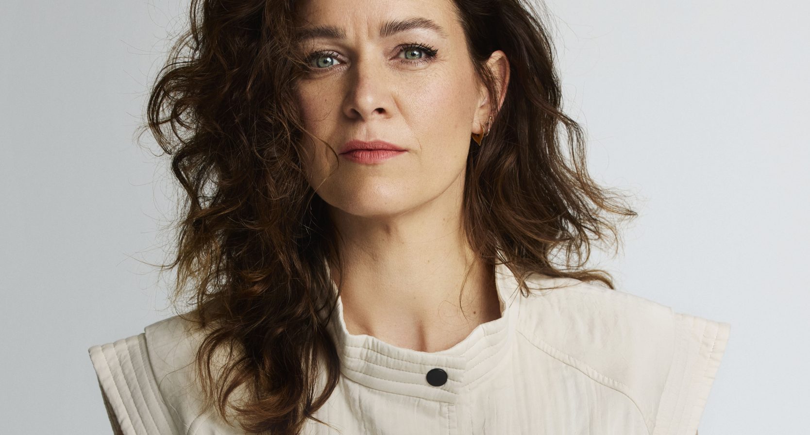 Merel Westrik: ‘Ik was al 42 toen Billie kwam, het contrast met mijn oude leven is enorm’ - LINDA.nl