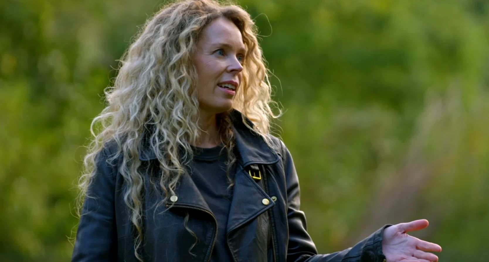 Roxane van Iperen openhartig over haar traumatische jeugd - LINDA.nl