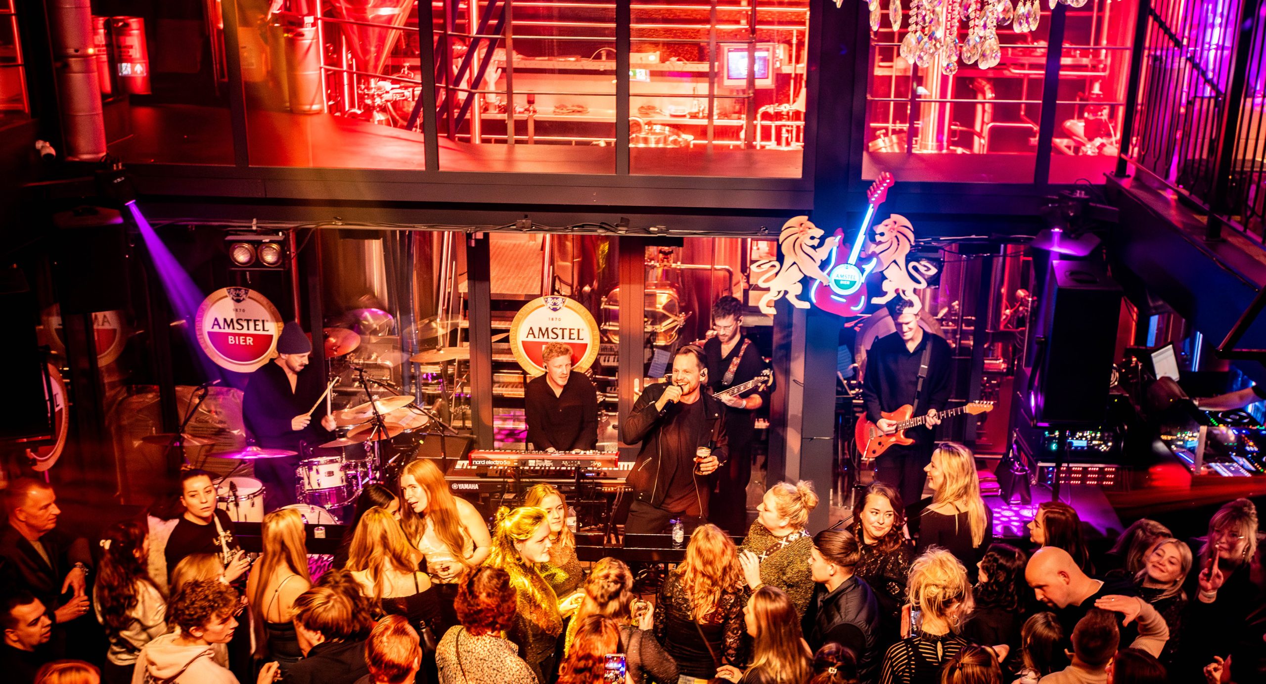 Zing mee met De Vrienden van Amstel LIVE: win 3x2 tickets - LINDA.nl