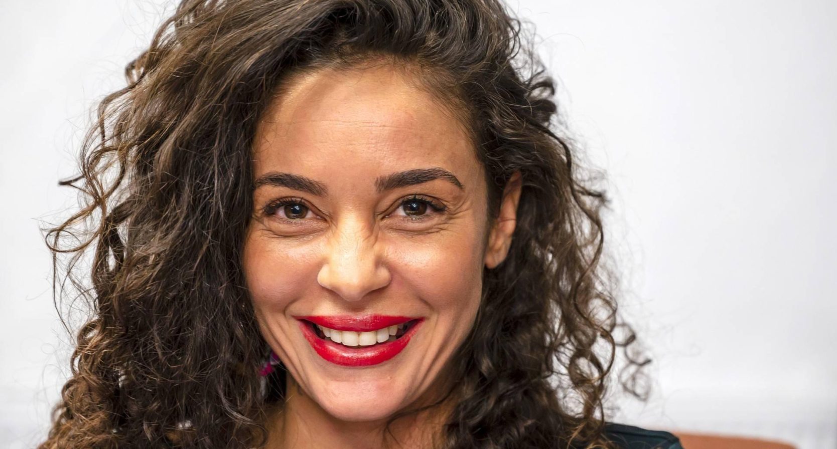 Fajah Lourens (44) geniet volop van haar rol als oma - LINDA.nl